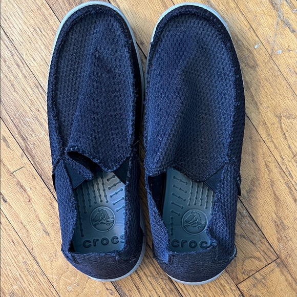 CROCS | Shoes | Crocs Black Textured Slipons | Poshmark